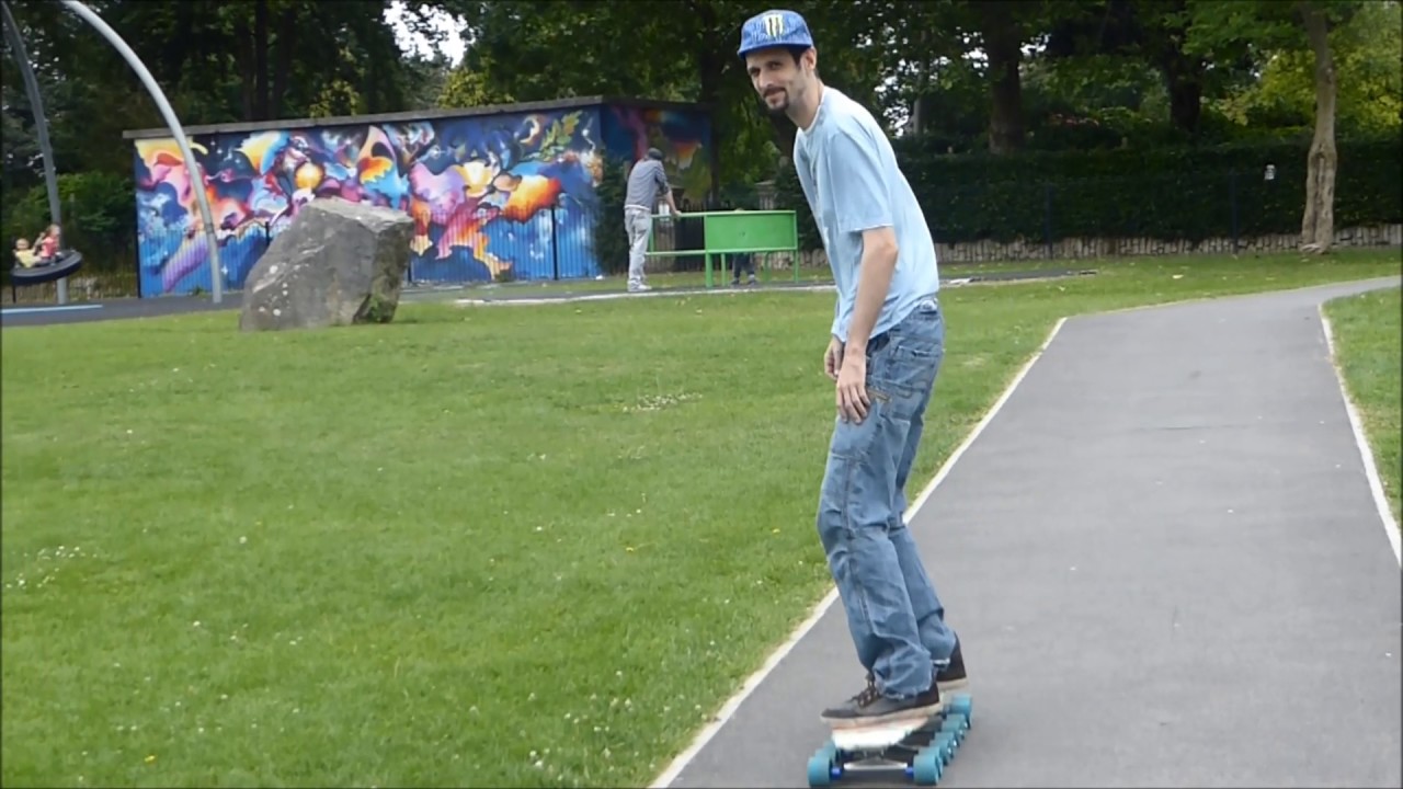 16 wheel at Frome - YouTube