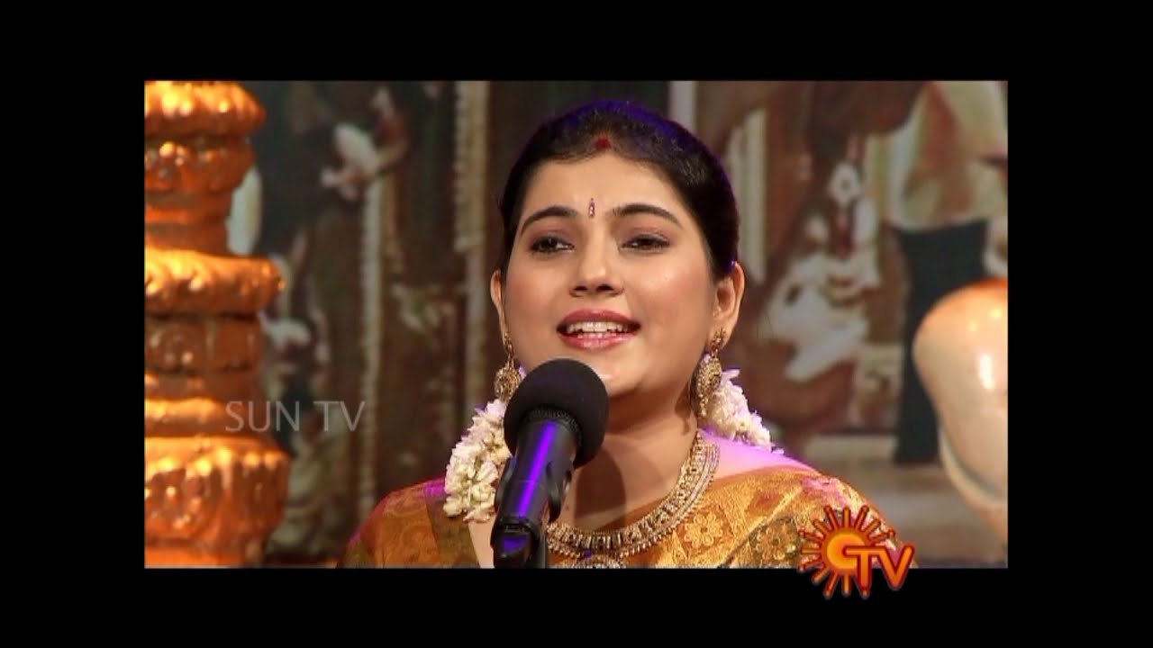 Maa Mayura | Dr. Shobana Vignesh | Murugan Song - YouTube