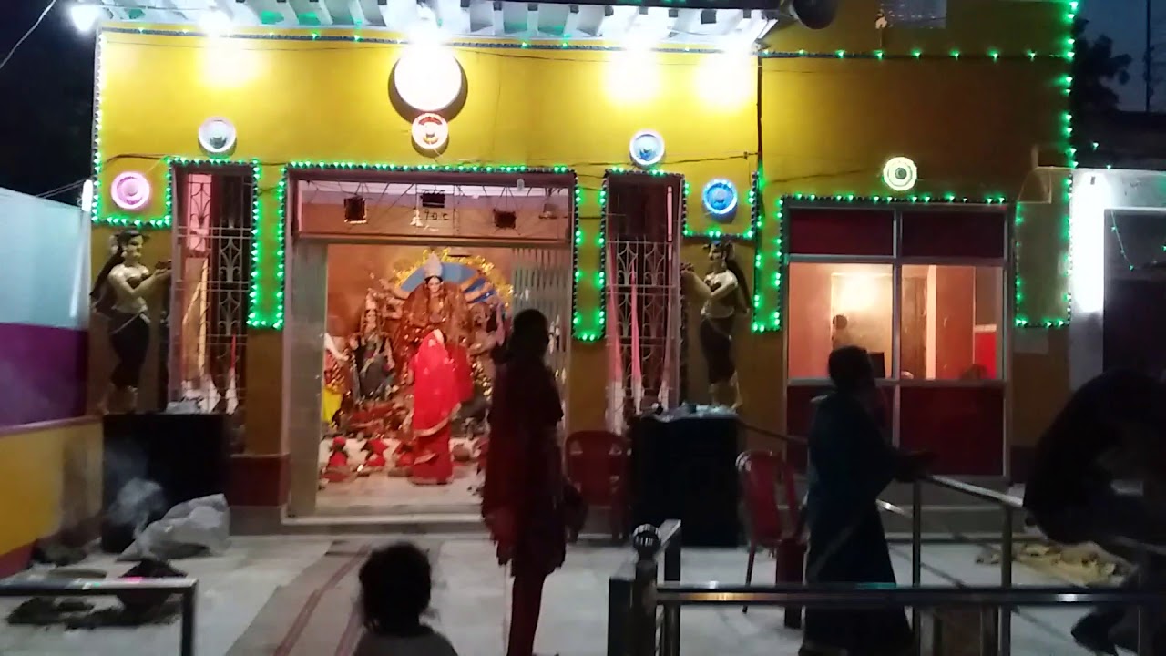 Munger Mandal kara Durga Puja - YouTube