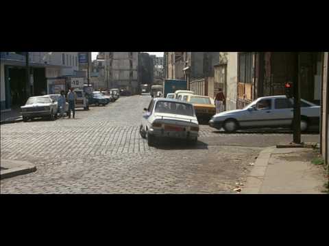 Marche à l'ombre (1984) - Ça vous dérange pas la musique ?
