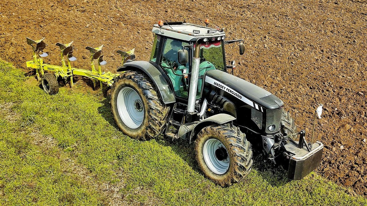 MASSEY FERGUSON 6490 Black + Quadrivomero Piccioni | Plowing-Aratura ...