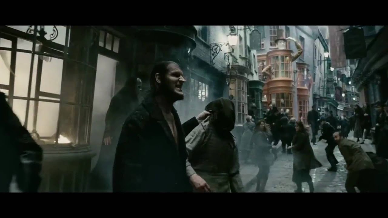Harry Potter Batman Begins Trailer - YouTube