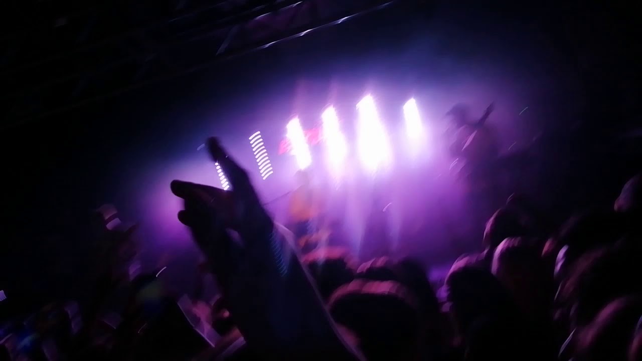 Easy Life - Frank LIVE - YouTube