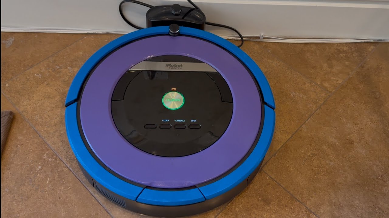 iRobot Roomba 870 (Custom Painted) - Robot Vacuum Demos - YouTube