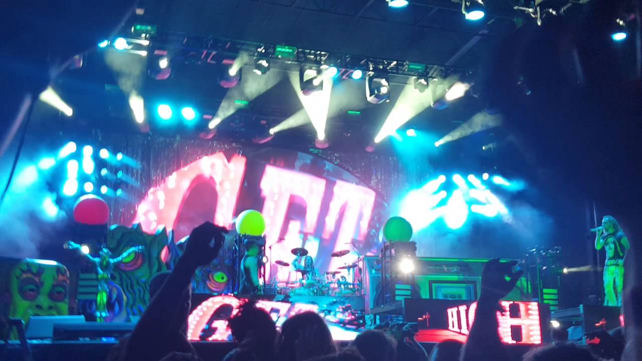 Rob zombie- Get High LIVE at Carolina Rebellion 2016 - YouTube