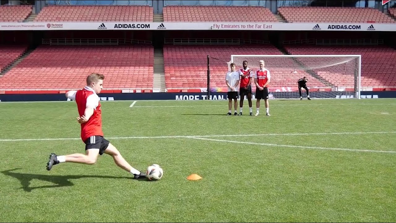 ChrisMD Scores 2 Free Kicks IN A ROW At The Emirates - YouTube