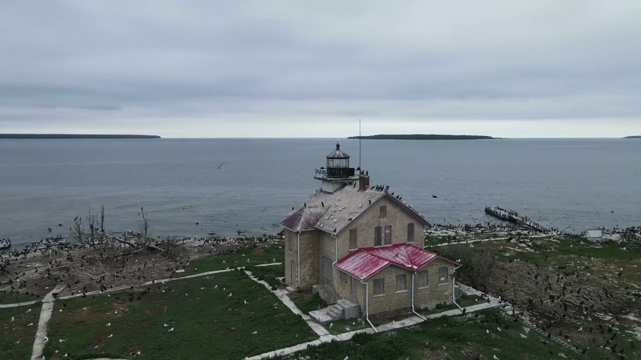 Pilot Island Lighthouse Door County Wisconsin - YouTube