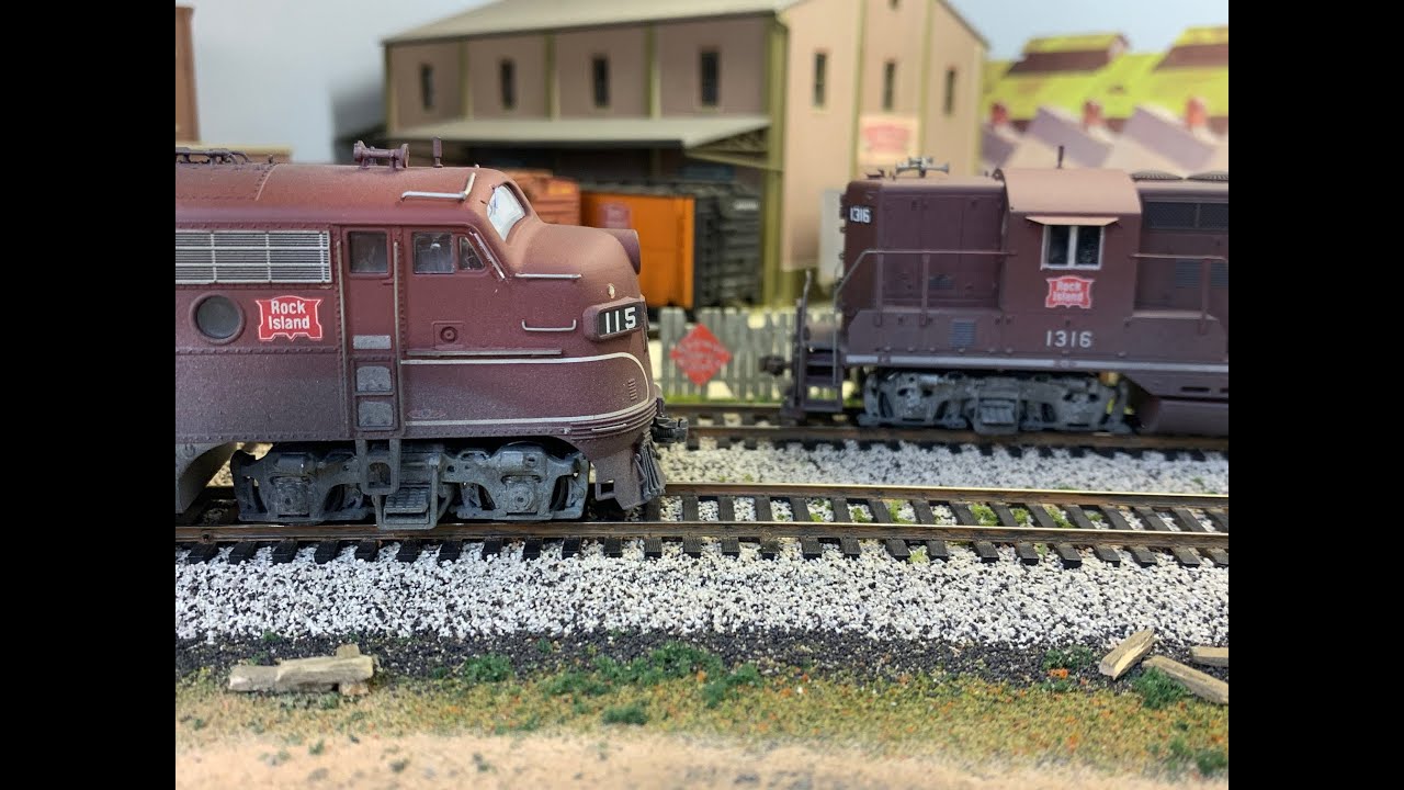 Cab Units Meet Hood Units (F's Meet Geeps) on the Rock Island Lines ...