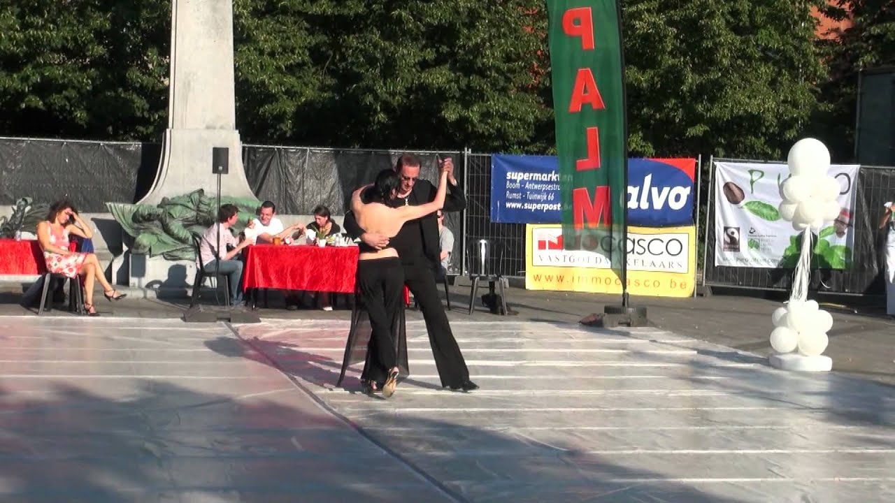 Maryline y Vincent Boom 2011-06.mp4 - YouTube