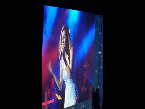 Funda Arar- İkimiz-Konser