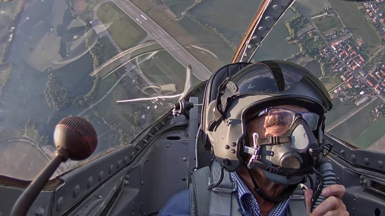 MiG-15 Vintage Fighter Jet Ride Herbert - YouTube