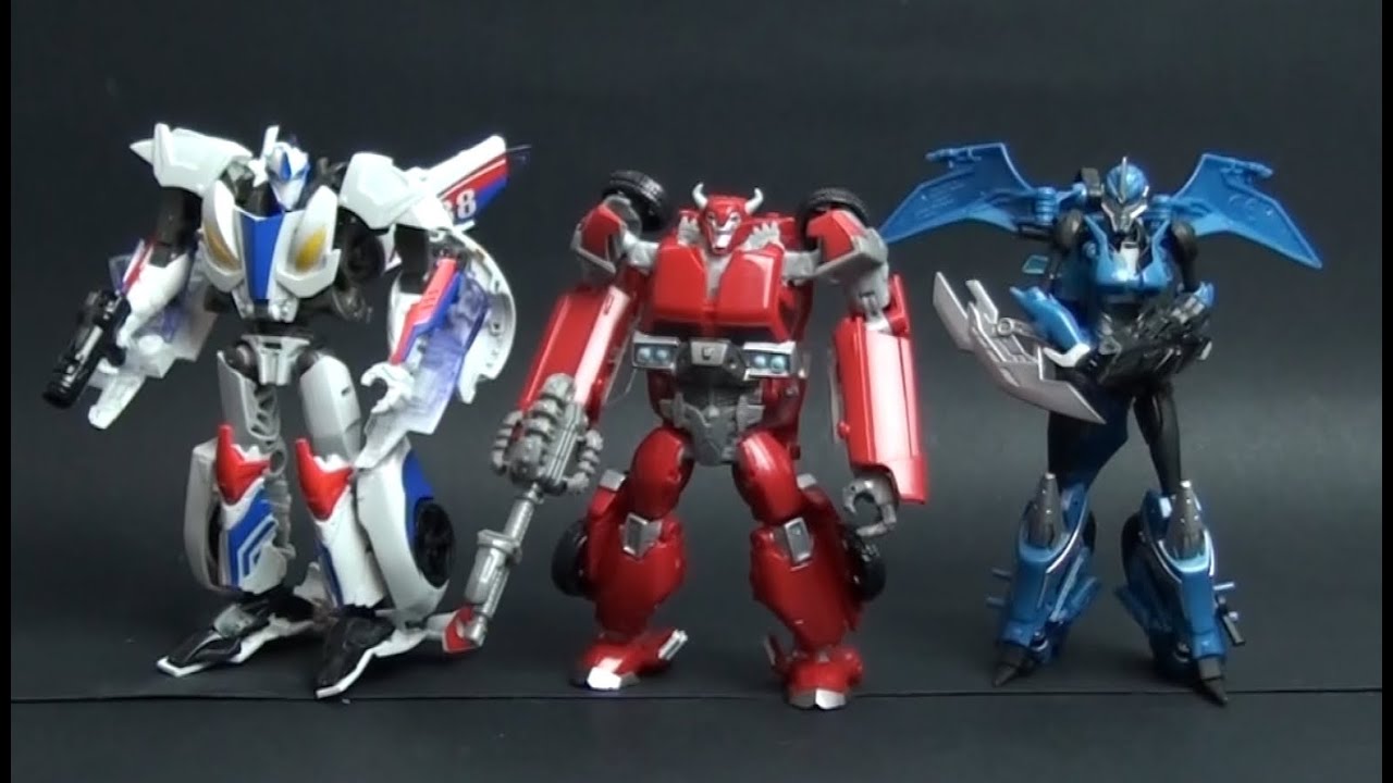 Transformadores Prime Arcee E Beijo De Cliffjumper After Arcee And