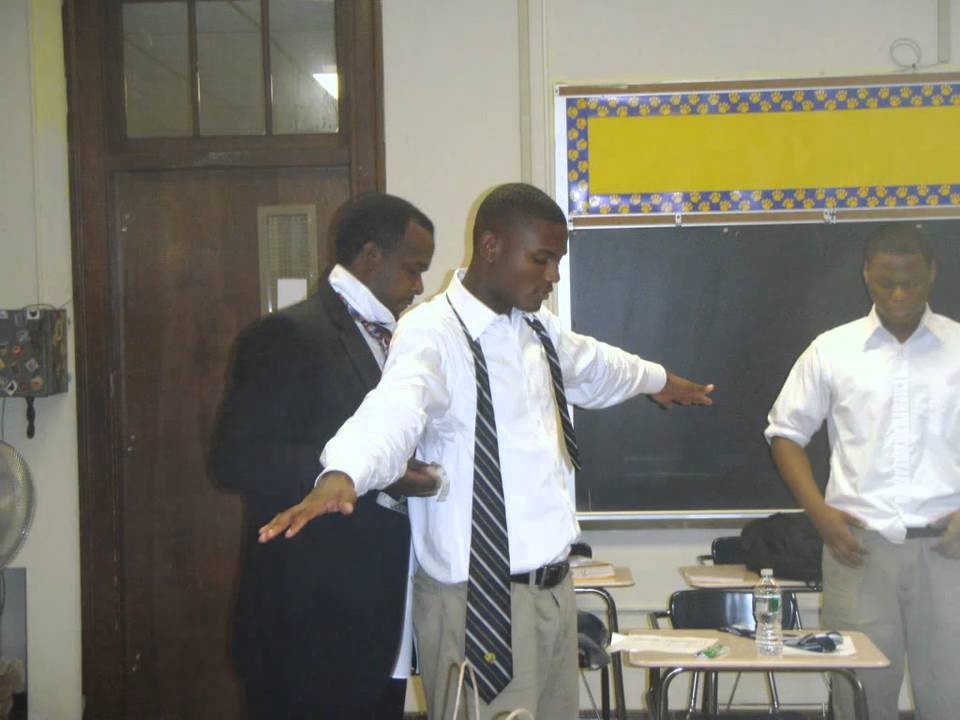 Tie Tying at Roberts Vaux High School - YouTube