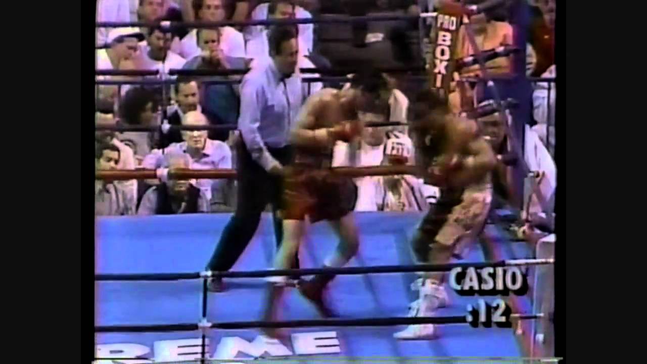 Loreto Garza Vs Vinny Pazienza Rds 9 10 11 & Postfight - YouTube