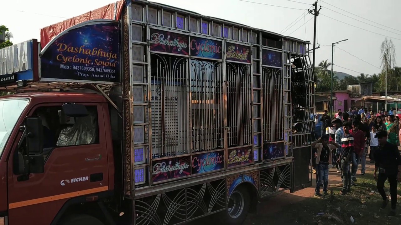 Jaraka Dashabhuja Roadshow program - YouTube