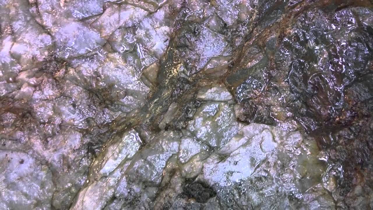 quartz outcrop 1 - YouTube