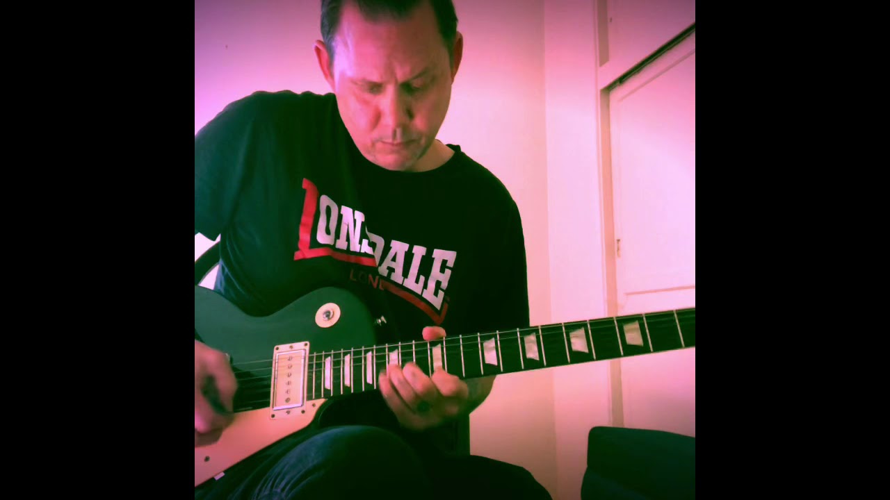 Black Sabbath - Supernaut (Guitar Solo) - YouTube