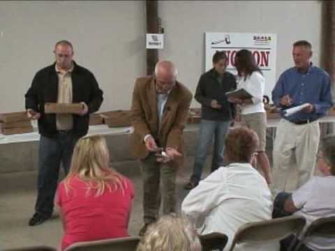 Dennis Beals, Auctioneer at The Super Auction 2 - YouTube