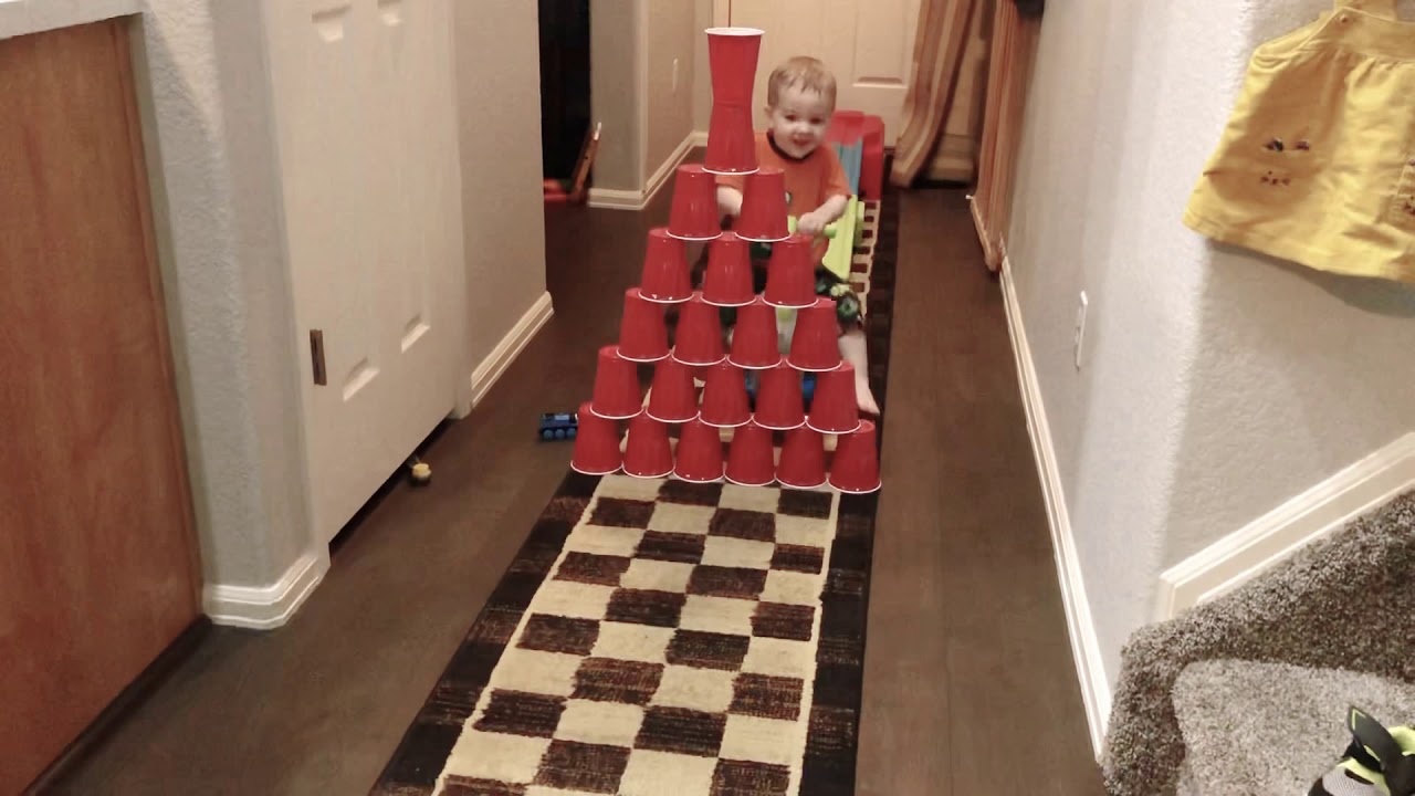 Solo Cup Bowling - YouTube