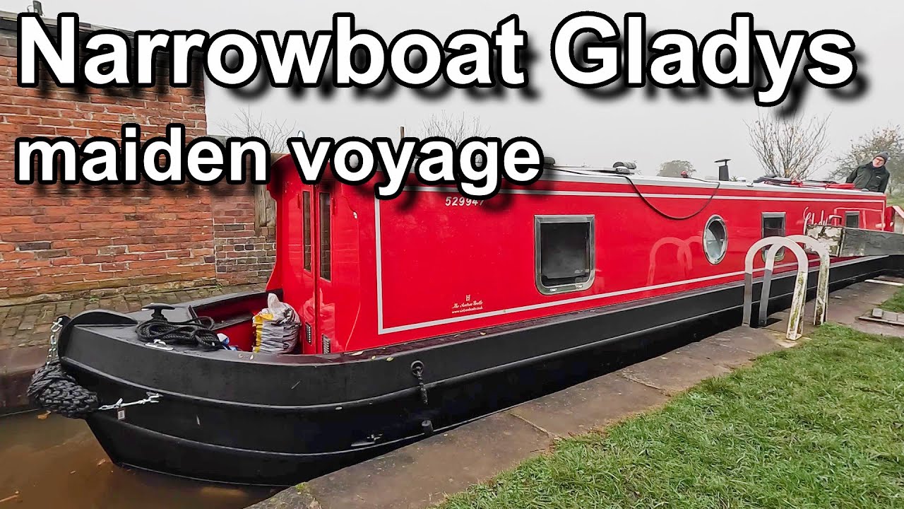 Narrowboat Gladys - maiden voyage, Middlewich Branch - YouTube