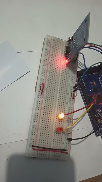 Darle acceso a los usuarios con RFID en Arduino #shorts - YouTube
