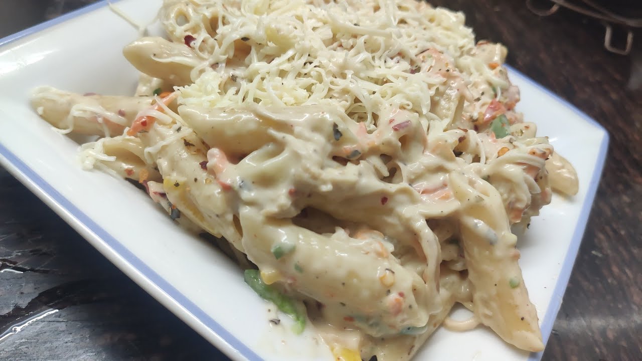white sauce chicken pasta recipe creamy and spicy | white sauce pasta ...