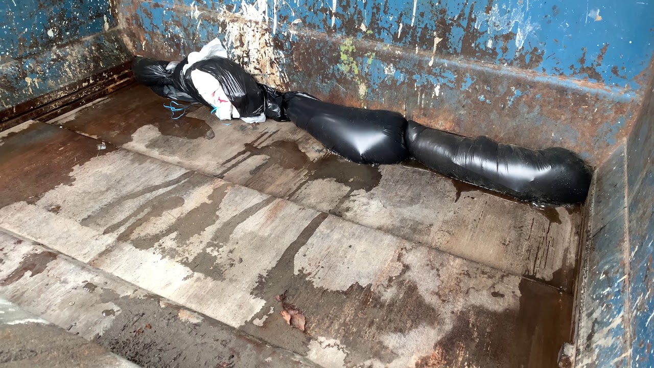 Screaming Bags in Compactor Container - Slowmotion (Full HD) - YouTube