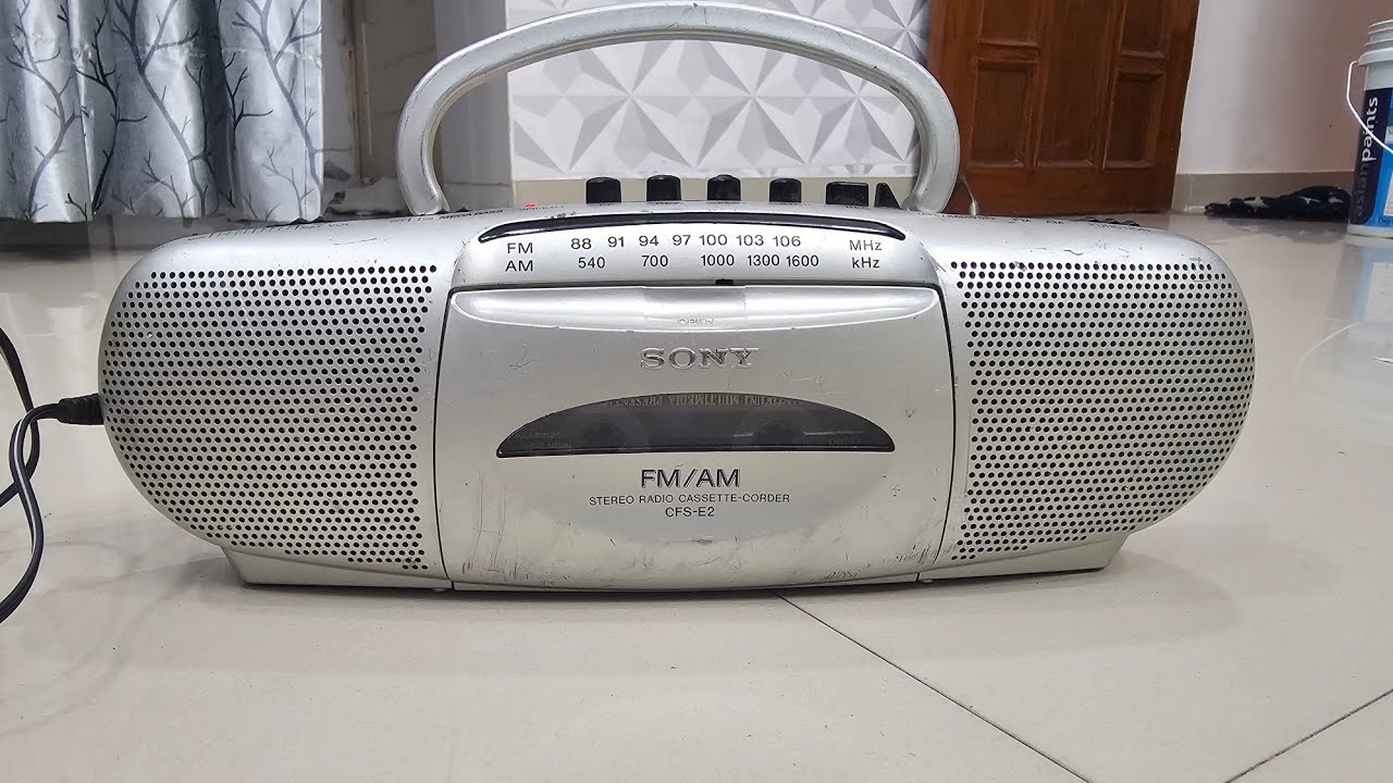#Sony Radio Cassette Player CFS-E2 1998 Silver mo 9023321435 - YouTube