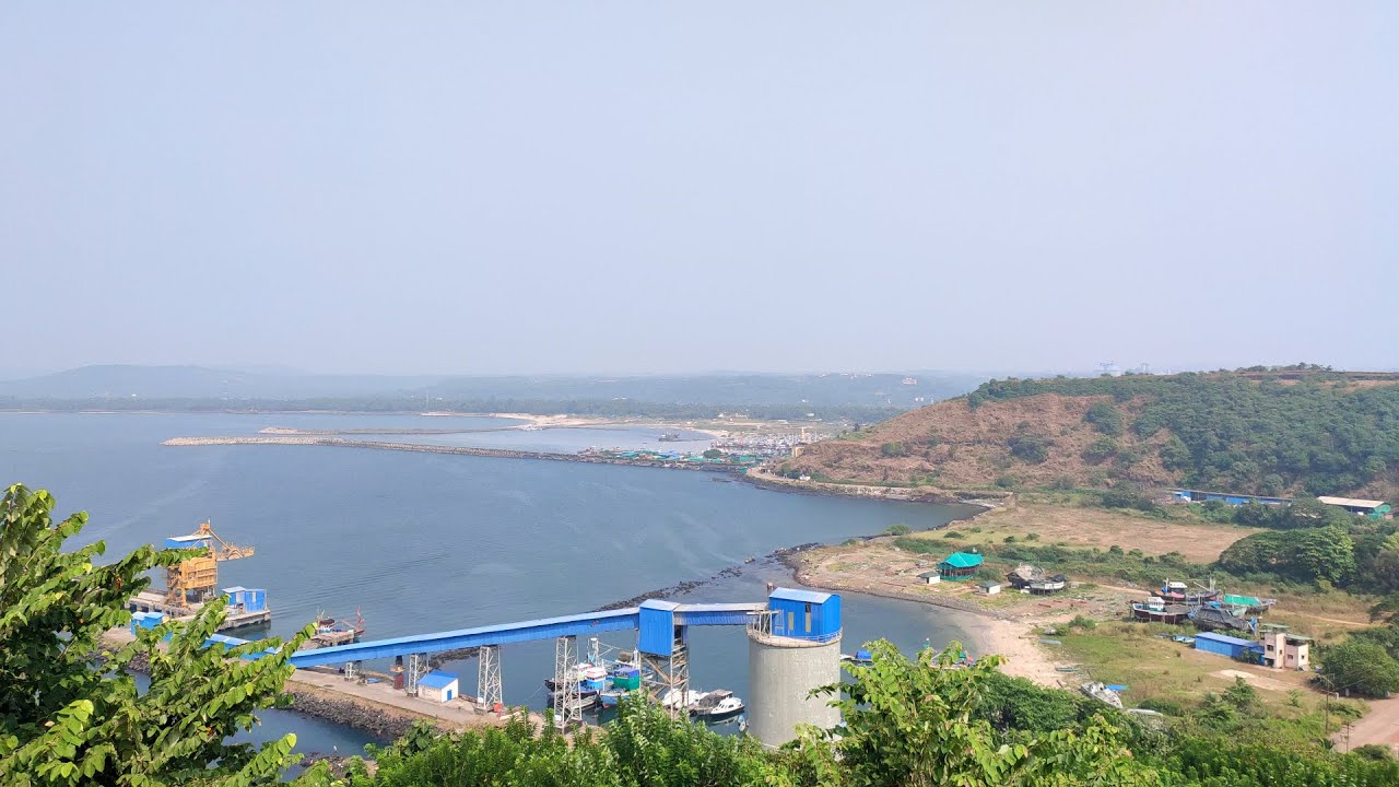 Beautiful View of Mirya Bay from | Ratnadurg Fort | Bhagwati Fort And ...
