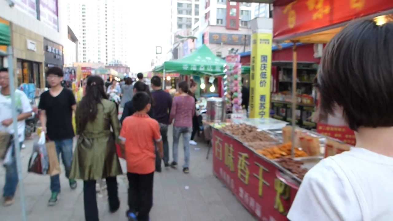 A Walk Through Downtown Cangzhou - YouTube