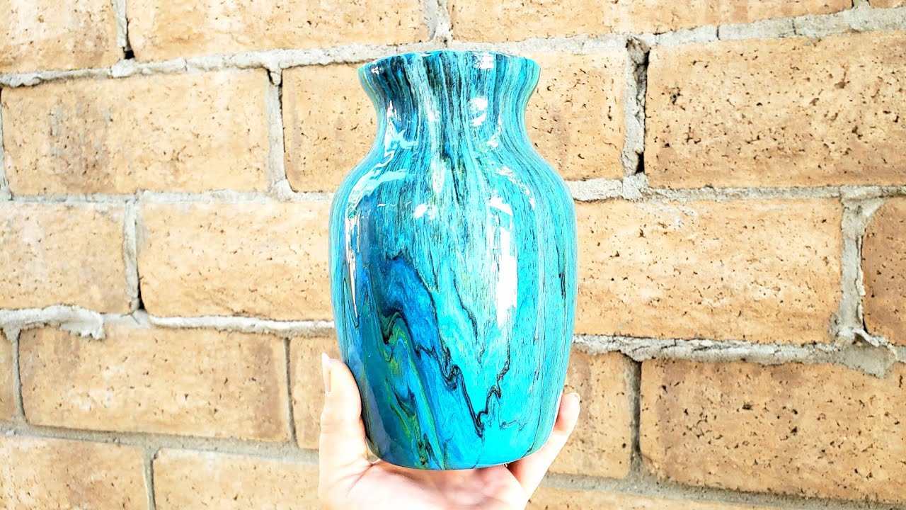 Sealing an Acrylic Pour on a Vase - YouTube