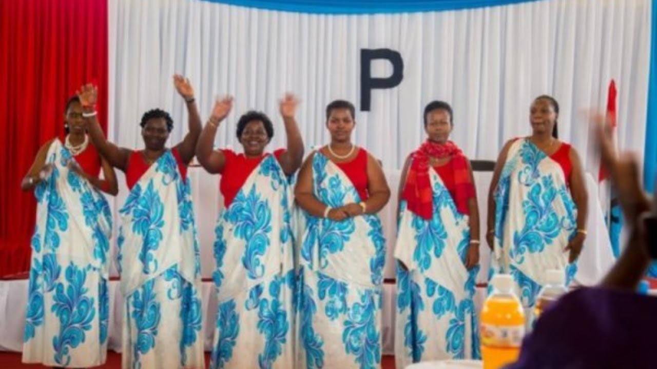 NYUMA Y'URUPFU RWA #KAGAME, ABAGORE BO MURI FPR, BIYEMEJE GUKOMEREZA ...