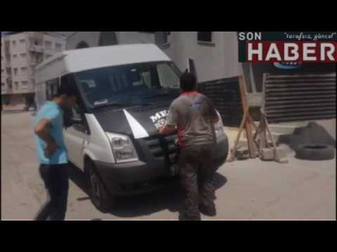 Aracın motoruna giren yavru kedi sürücüye zor anlar yaşattı\r|sonhaber.im