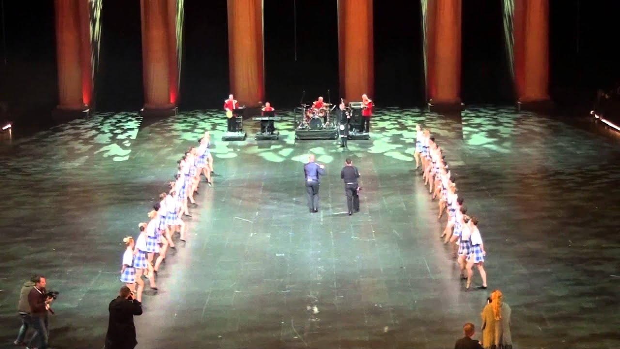 Stuart Samson + Coldstream Guard Band + Ailsa Craig Highland Dancers ...