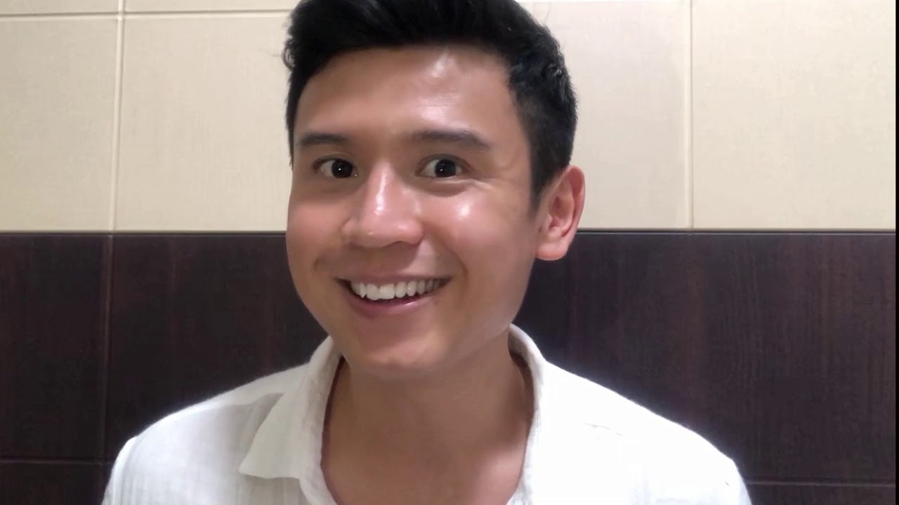 Viva Diamond Polar with Actor Benjamin Tan - YouTube