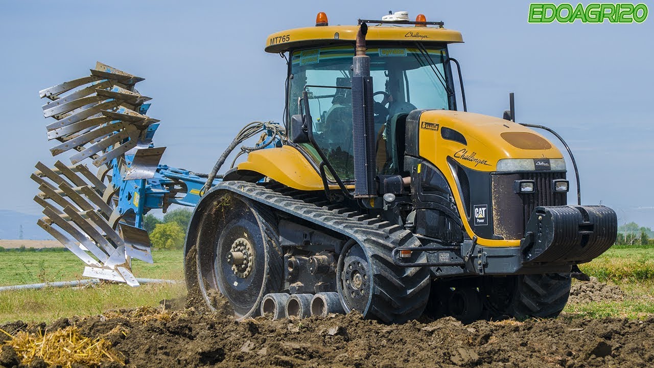 Cat Challenger MT765 + Aldo Annovi Trivomere | By Edoagri20 - YouTube