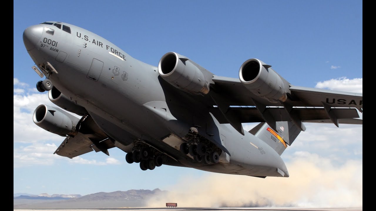 US Army Powerful Giant C-17 Globemaster III Transport Aircraft - Full ...