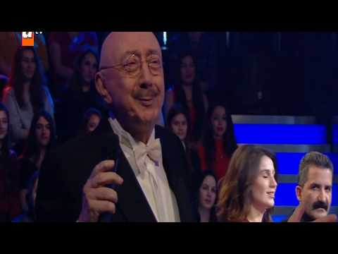 Özdemir Erdoğan - Pervane (Bana Ellerini Ver)