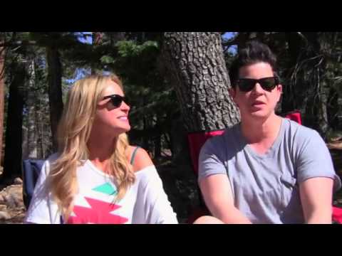 HUNGER GAMES Julie & Brandy: In Your Box Office - YouTube