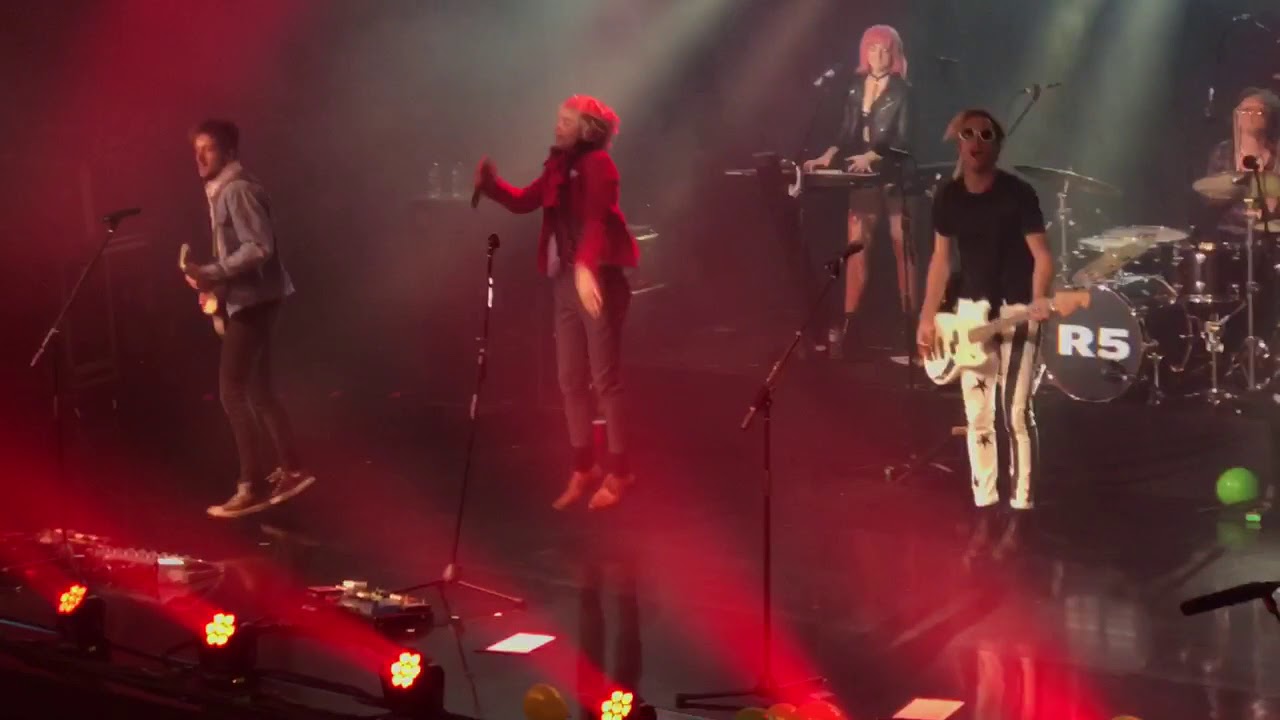 All night - R5 New Addictions Tour - São Paulo 2017 - YouTube