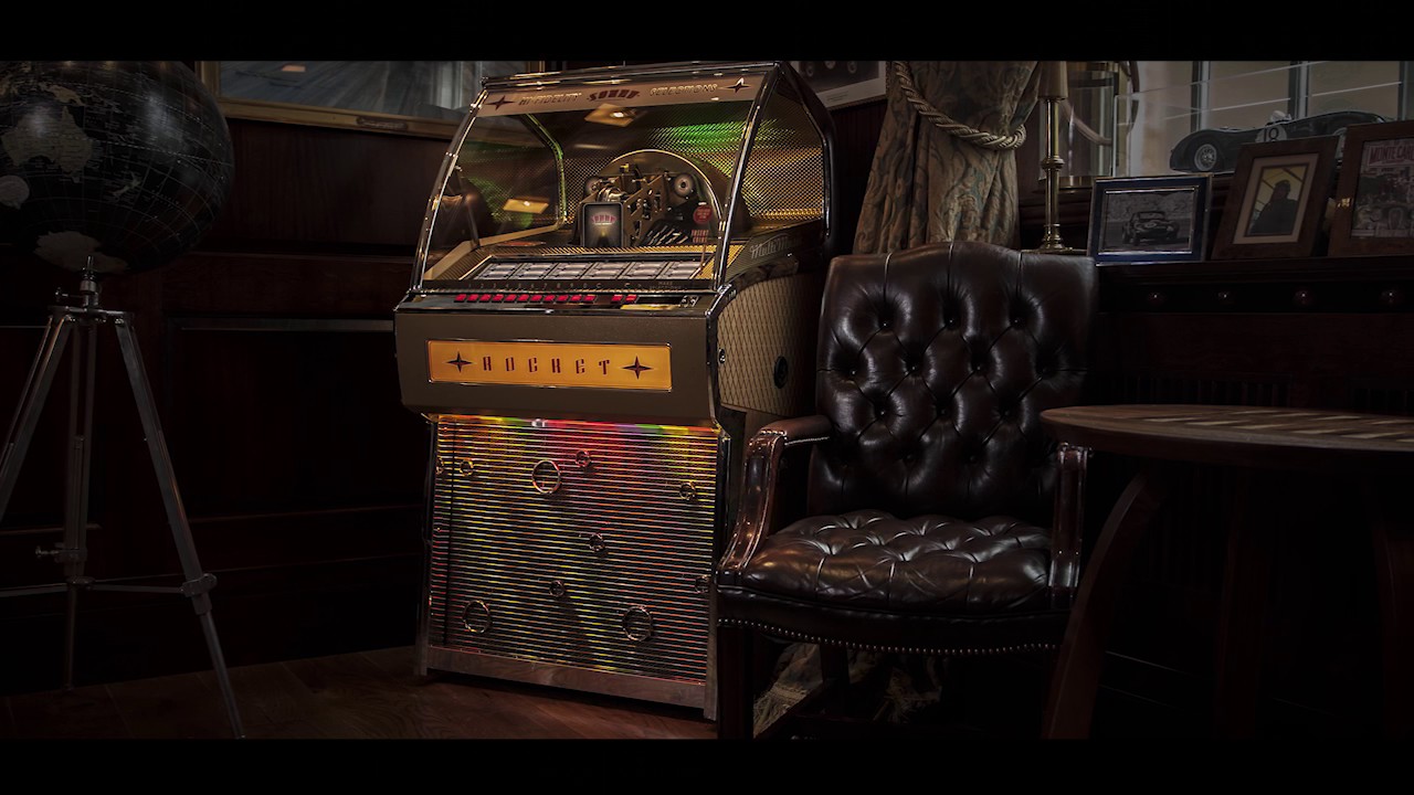 Classic Vinyl Rocket Jukebox - YouTube