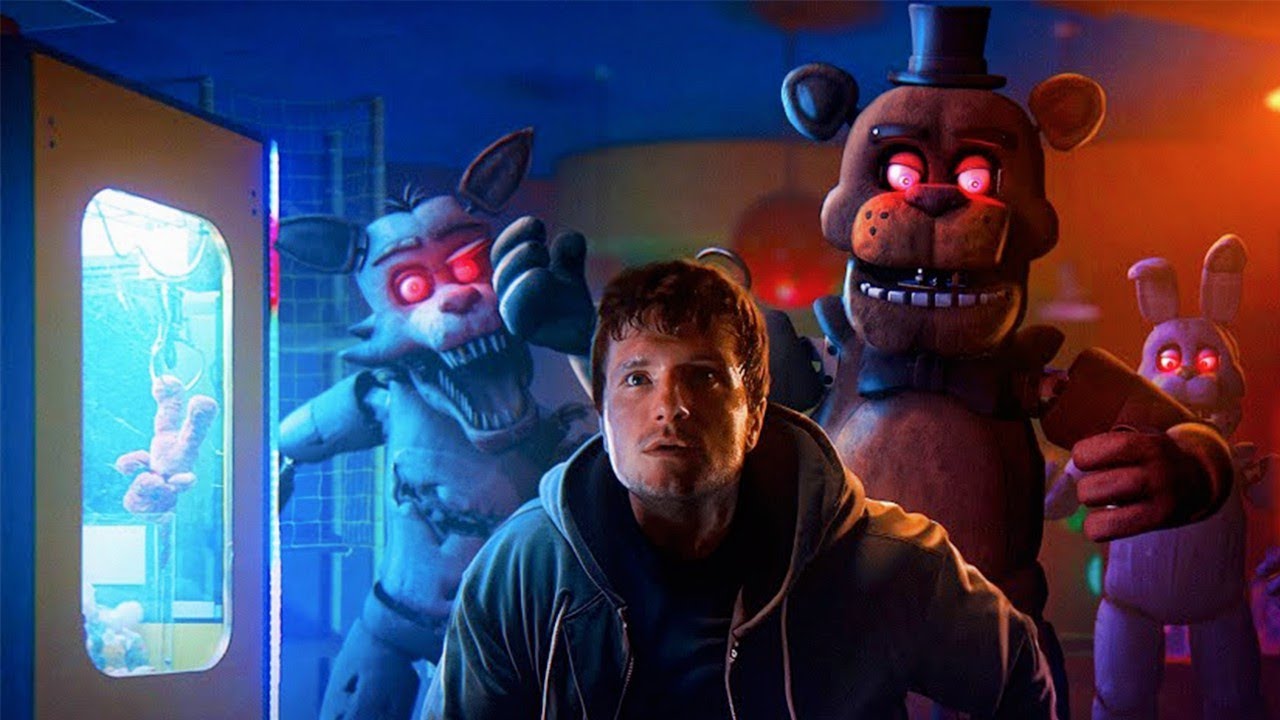 Security Guard Accidentally Awakened The Killer Animatronics 🐻 | Movie ...