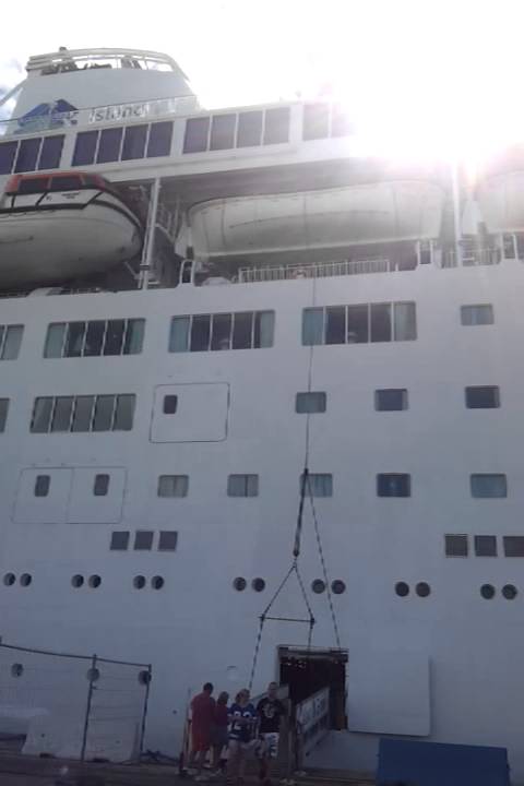 Island escape cruise ship - YouTube