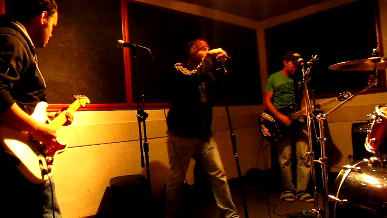 Bryan Visbal - Somos Parte Del Olvido - YouTube