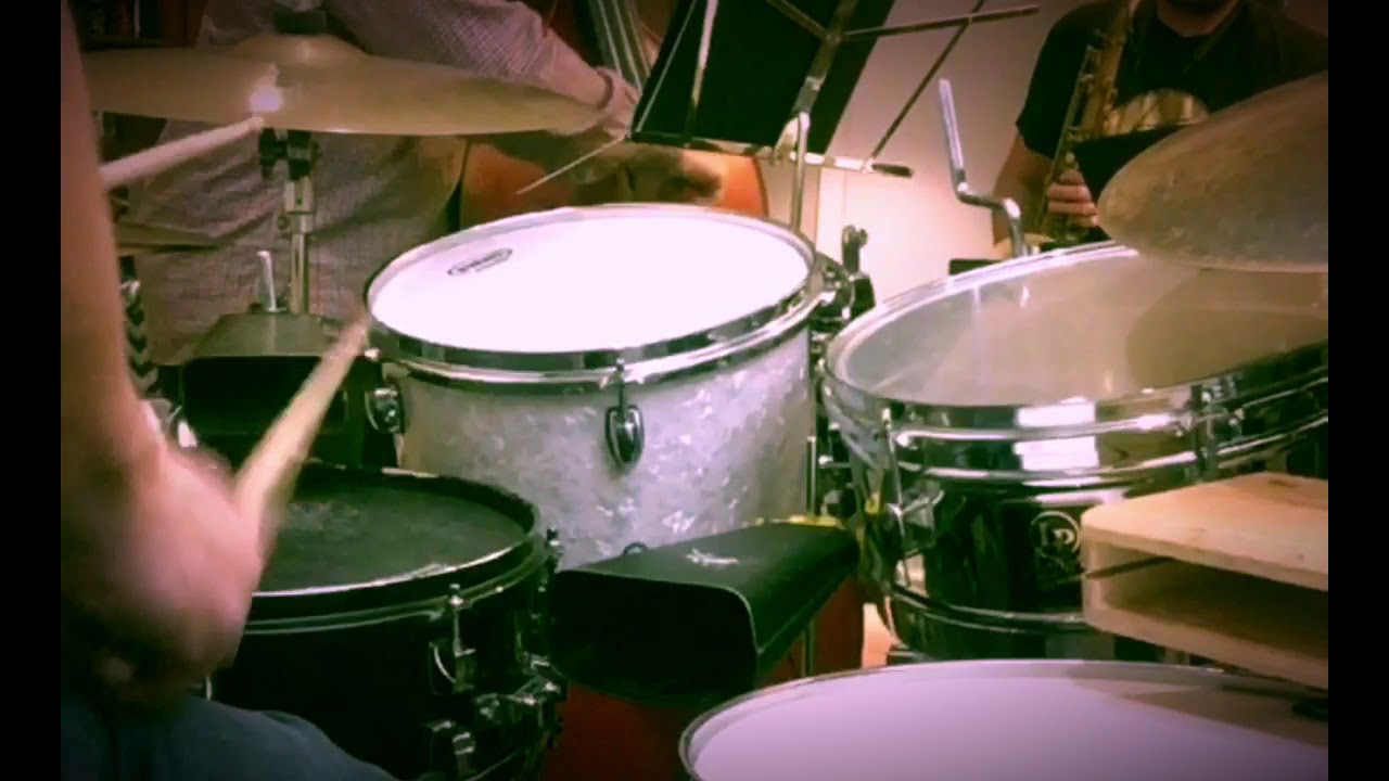 Latin Jazz Plena/Rumba rhythms on drum set, with the Roy McGrath ...
