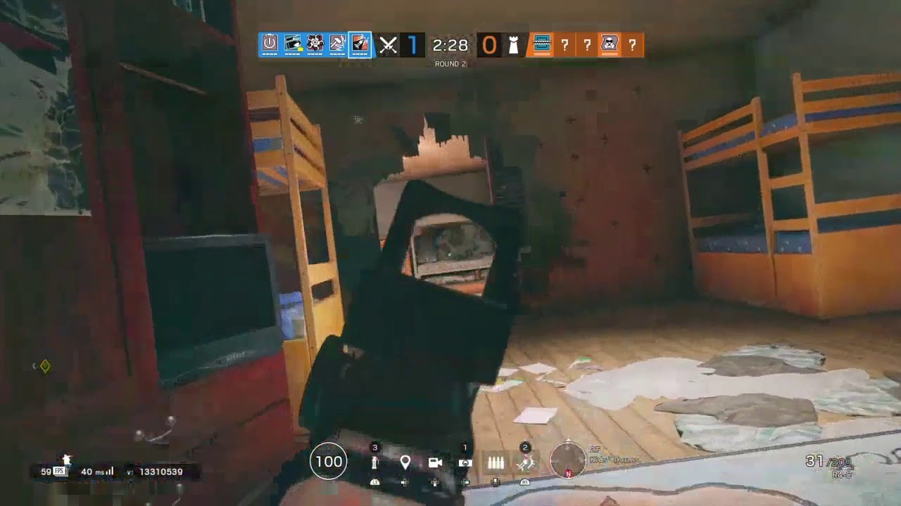 best female r6s player on controller... - YouTube