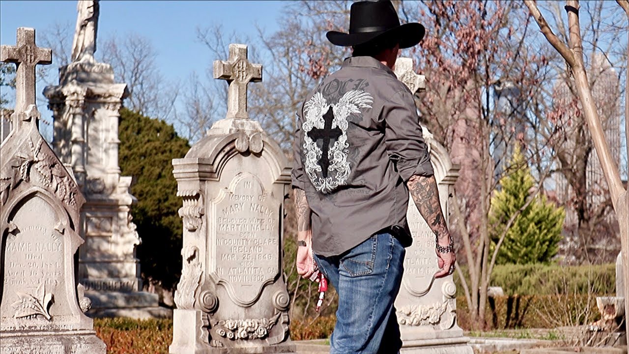 Inspiration from a walk in a Cemetery/Atlanta's Oakland Cemetery - YouTube