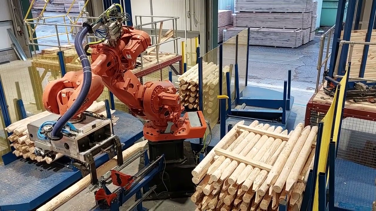 ABB Robot Palletiser - YouTube