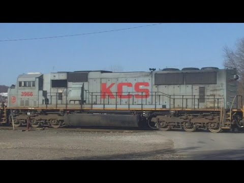 CREX 1428, KCS 3966, & DME 6089, Davenport, IA - YouTube