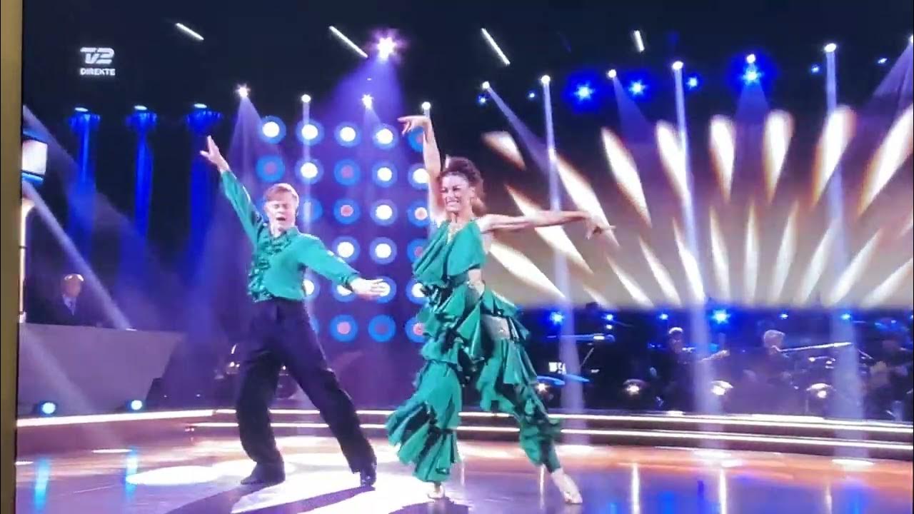 Caspar og Malene i en samba vild med dans 2022🤩👏👏👏 - YouTube